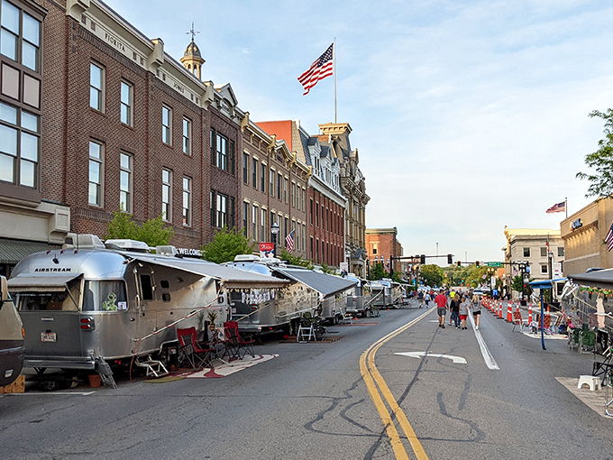 Airstream dreams and Main Street scenes. Wooster's downtown is like a Norman Rockwell painting come to life, with a dash of modern flair.