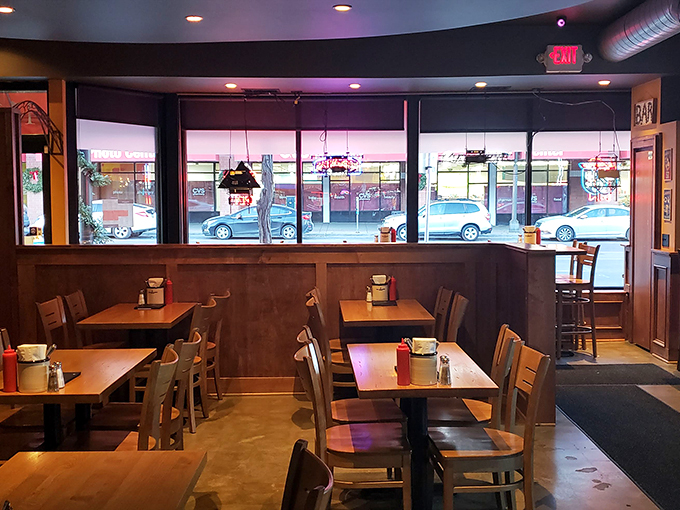 Step into a cozy time machine where classic diner vibes meet modern sports bar cool. It's like "Cheers" got a millennial makeover!