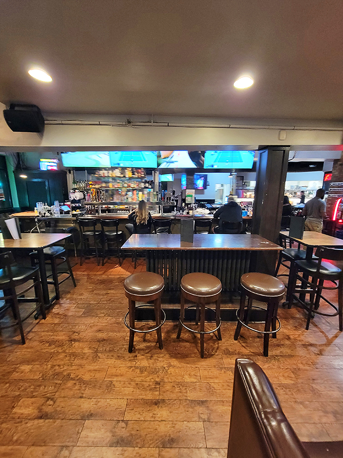 Step into a cozy time machine. Stanley's interior blends classic pub vibes with modern flair, promising good times and even better eats.