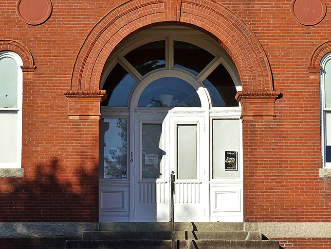 Knock knock! Who's there? Only the most intriguing collection of curiosities this side of the Penobscot. Step right up, folks!