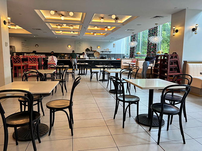 Step into a world where design meets deliciousness. Mia Market's interior is as stylish as it is appetizing &ndash; a feast for the eyes and the stomach.