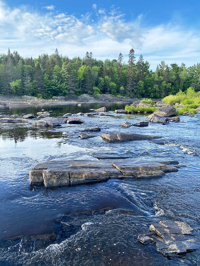 Who needs a spa when you've got this? The St. Louis River's rocky massage puts any hot stone treatment to shame.