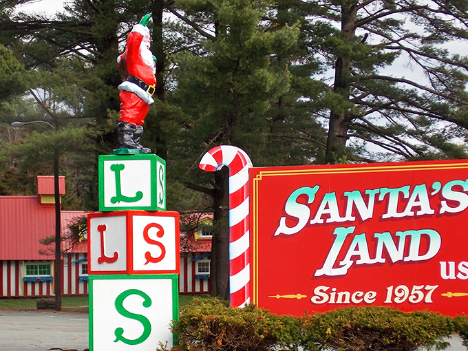 Talk about a warm welcome! This whimsical entrance sign proves that at Santa's Land, the holiday spirit is always in season.