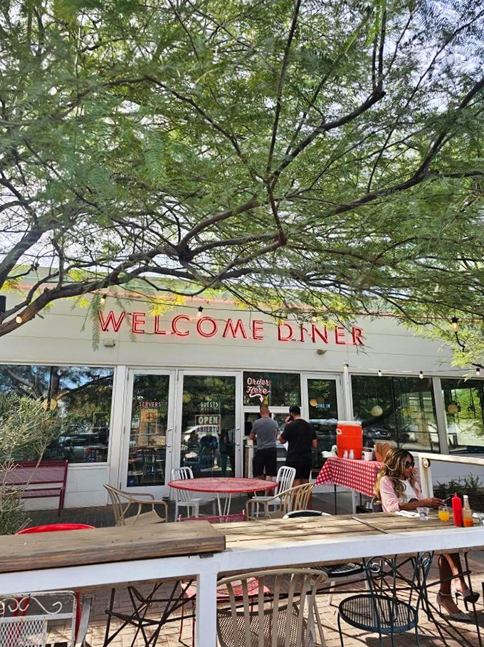 Talk about a warm welcome! This diner's charm is as inviting as grandma's kitchen.