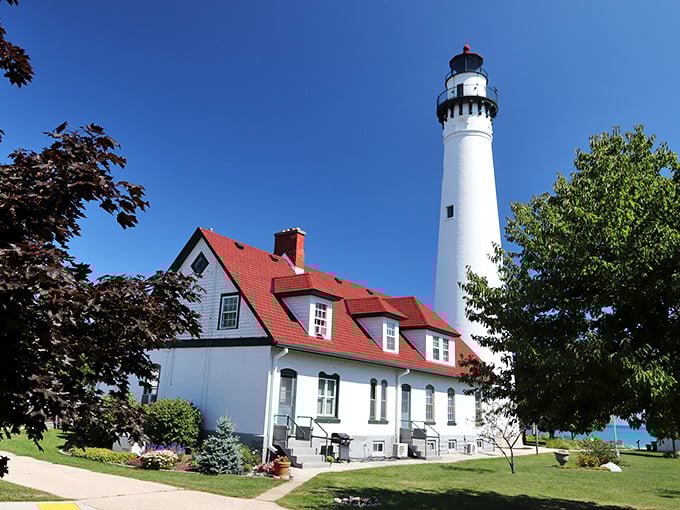 Road-weary? Let this towering beacon recharge your batteries and reignite your wanderlust.