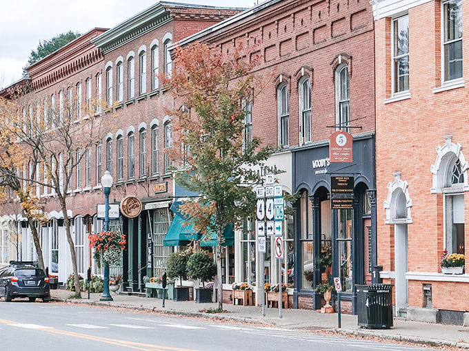 Brick buildings and autumn leaves &ndash; Woodstock's Main Street is a painter's dream come true. It's like stepping into a living, breathing postcard of small-town America.