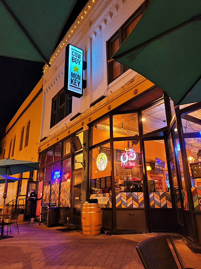 Roadtrippers, hitch your wagon here! It's the perfect blend of cowboy cool and city slicker sophistication.