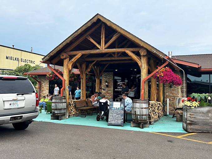 Part diner, part greenhouse &ndash; Duluth Grill's porch is the perfect spot to watch your future meal grow.