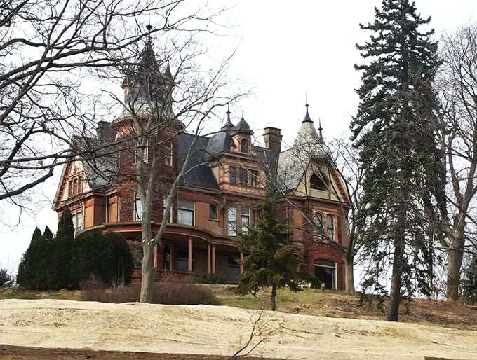 Turrets and spirits and Victorian charm, oh my! Henderson Castle is like Downton Abbey's spooky cousin.