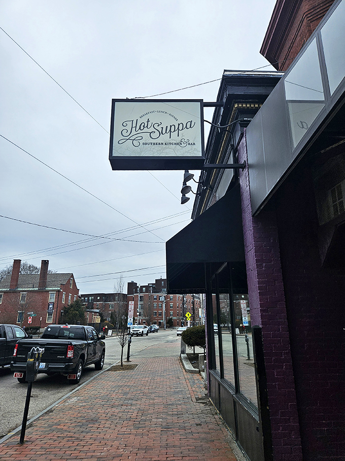 Brick sidewalks and leafy charm lead to Hot Suppa's inviting storefront. It's like finding a secret breakfast clubhouse!