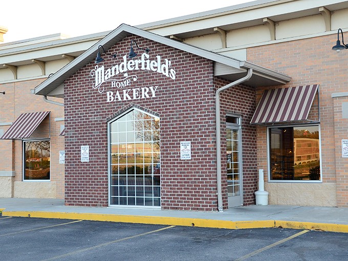 Who needs a welcome mat when you've got the aroma of freshly baked goods? This place is Appleton's unofficial greeter.
