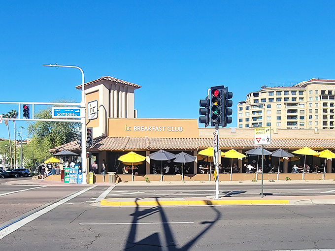 Where the cool kids eat their oatmeal: hipster haven meets comfort food central.