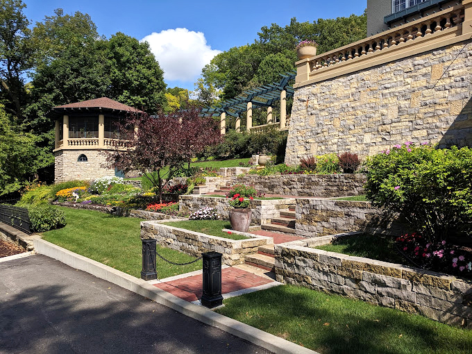 A garden so picturesque, even Mother Nature's taking notes. Mayowood's landscaping game is strong!