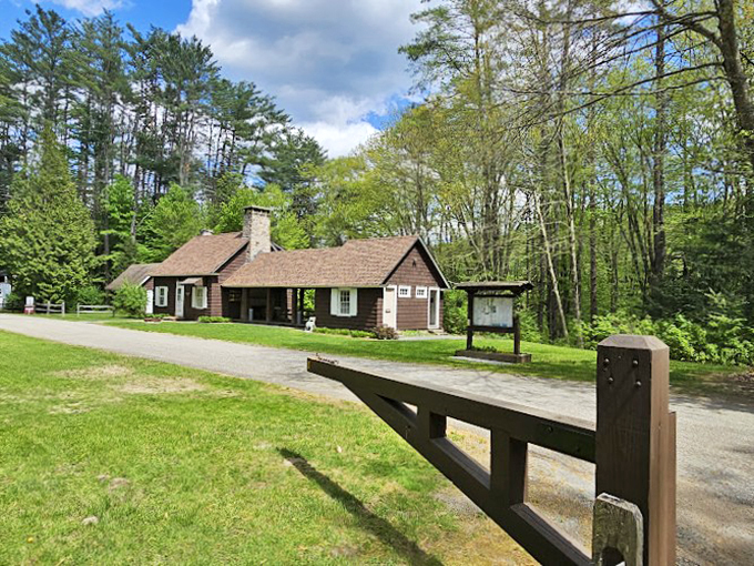 Rustic charm meets cozy comfort. This visitor center looks like it could tell tales of happy campers and s'more-filled nights around the fire.