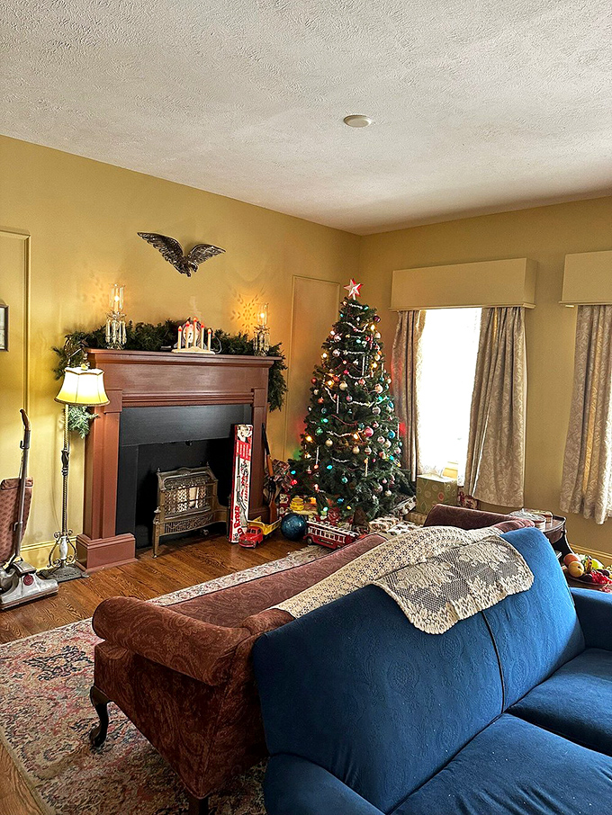 O Christmas tree, O Christmas tree, how movie-perfect are thy branches! Ralphie's dream gifts await beneath the twinkling lights.