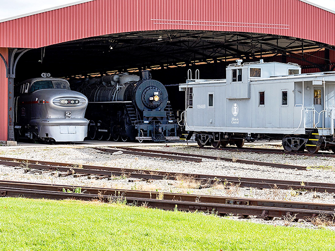 Step into the McCormick Pavilion, where locomotives stand like sleeping giants. It's like walking into a mechanic's shop for the Transformers &ndash; only these giants don't transform, they transport!
