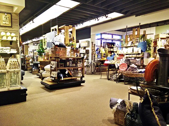 Retail therapy meets nature's bounty! This interior shot is like a treasure hunt for plant lovers, with every nook and cranny hiding a potential leafy companion.
