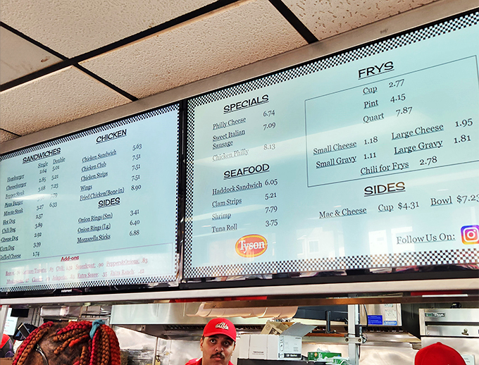 Menu roulette, anyone? Al's offerings are a delicious dilemma. Good luck choosing between 'Frys' and… more 'Frys'!