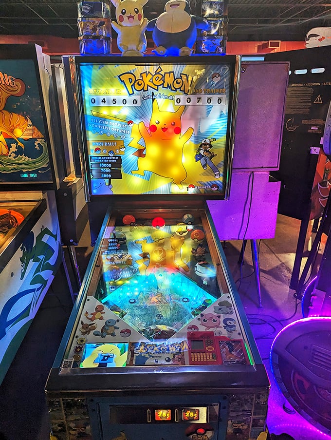 Gotta catch 'em all? This Pok&eacute;mon pinball machine might just be the most electrifying way to do it. Pikachu's never looked so flippin' good!