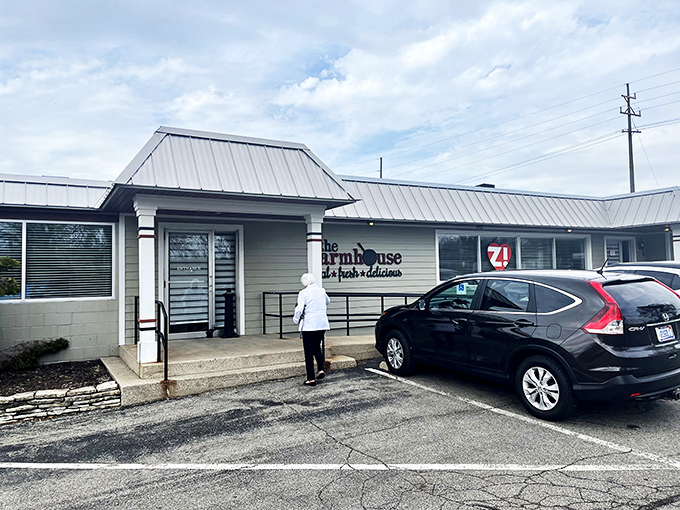 The Farmhouse isn't just a clever name &ndash; it's a promise of home-cooked goodness. I can almost taste the comfort food from here!