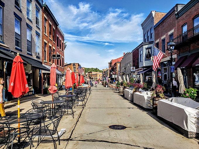 Step into a postcard-perfect slice of Americana, where history and charm collide in spectacular fashion.