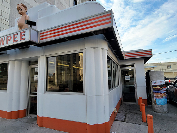 Kewpee or not Kewpee? That's not even a question when burgers are this good and the building's this cool.