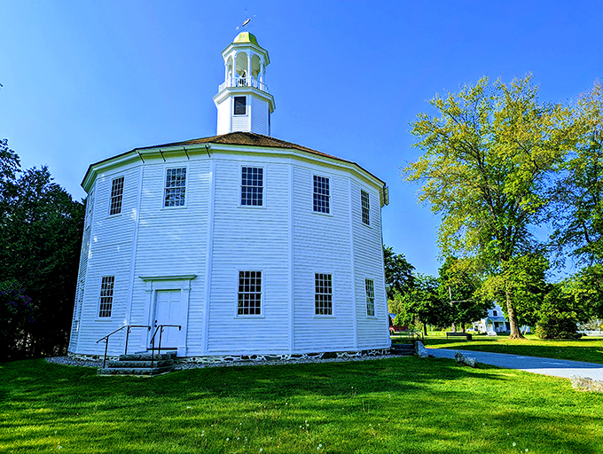 Holy geometry, Batman! This 16-sided wooden wonder proves that even churches can think outside the box… or circle, in this case.