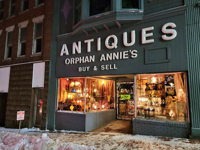 Glowing like a vintage beacon, Orphan Annie's is a nighttime treasure hunter's delight.