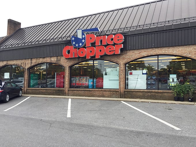 Apple-solutely amazing! Price Chopper's orchard selection could make Newton question gravity all over again.