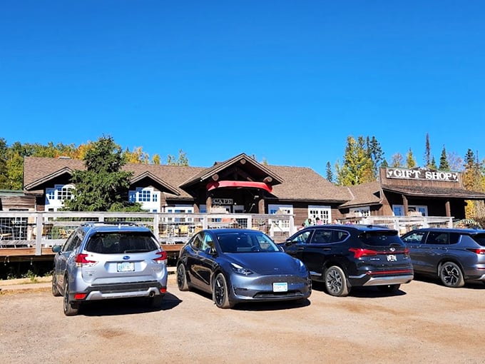 Rustic charm meets pie perfection. This Two Harbors gem could make even Paul Bunyan put down his axe for a slice.