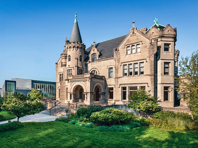 Road trip royalty alert! This majestic mansion is the crown jewel of Minneapolis' architectural treasures.