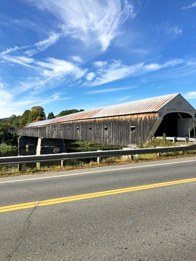 Roadtrippers, beware: This bridge may cause sudden onset of covered bridge fever and state-hopping addiction.