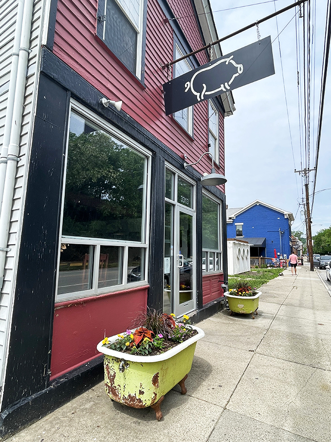 Riverside BBQ bliss! Eli's proves great food doesn't need fancy digs &ndash; just a killer smoker and some picnic tables.