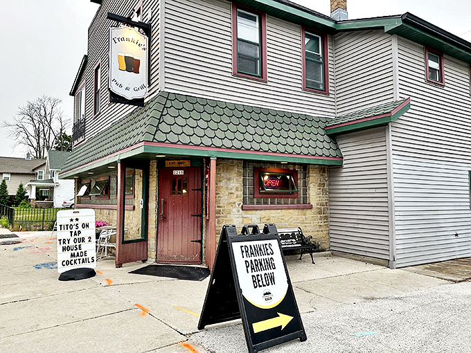 Pink door, green roof, and a promise of pub grub paradise. It's like a leprechaun's lucky charm!