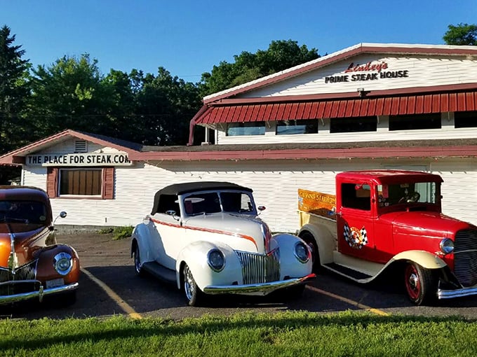 Welcome to Steak Paradise! Lindey's rustic charm is your ticket to a meat lover's nirvana.