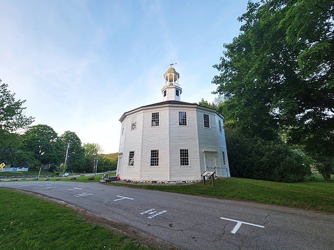 Where five denominations found common ground… literally. This architectural oddball has been marrying couples and baffling carpenters since 1812.