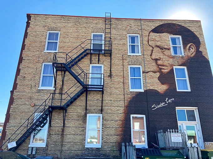 The side view of the Palmer House reveals its impressive size. Each window potentially frames a different ghostly resident peering out at passersby.