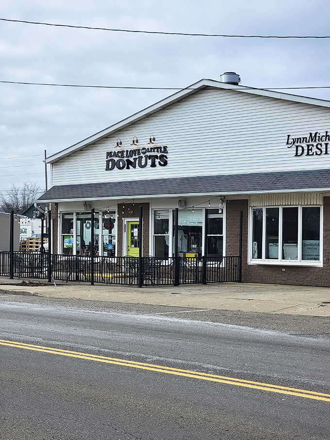 Peace out, boring road food! These groovy little circles are turning rest stops into righteous experiences.