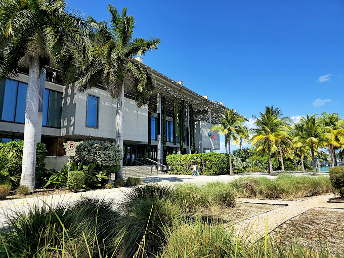 Where tropical meets topical. This hanging garden of modern art is Miami's cultural crown jewel.