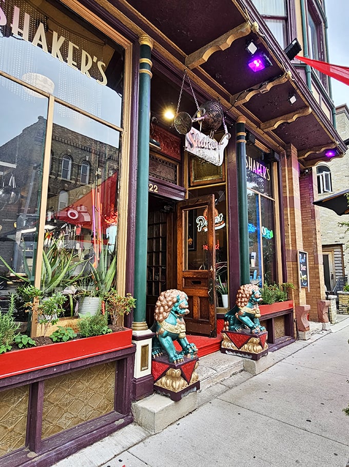 Part speakeasy, part haunted house, Shaker's serves up history with a side of goosebumps. Don't be surprised if your drinking buddy is from another century!