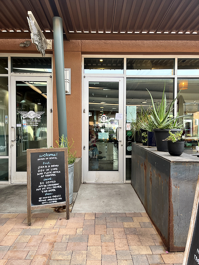 Minimalist chic on the outside, flavor maximalist on the inside. Brace your taste buds!