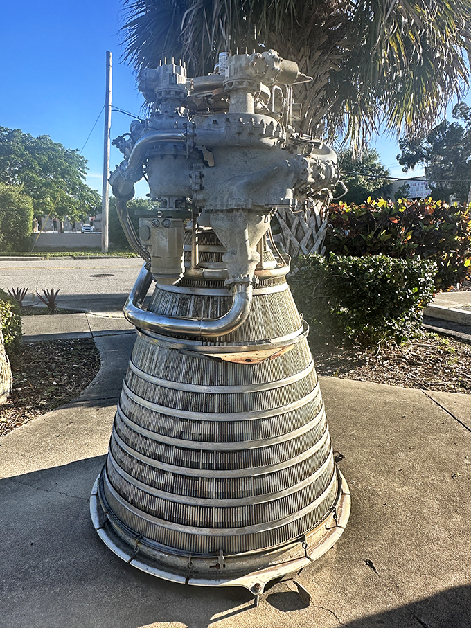 Rocket science made tangible! This behemoth of an engine is a testament to human ingenuity and the power of dreams.