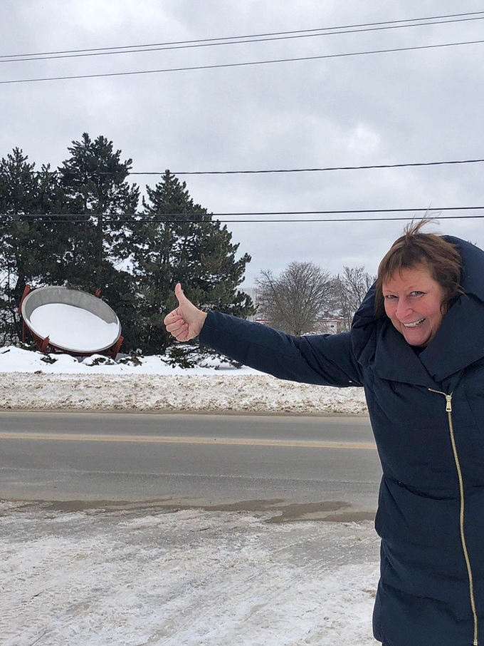 Winter wonderland meets pastry paradise. Even in the snow, this pan's allure is anything but flaky.