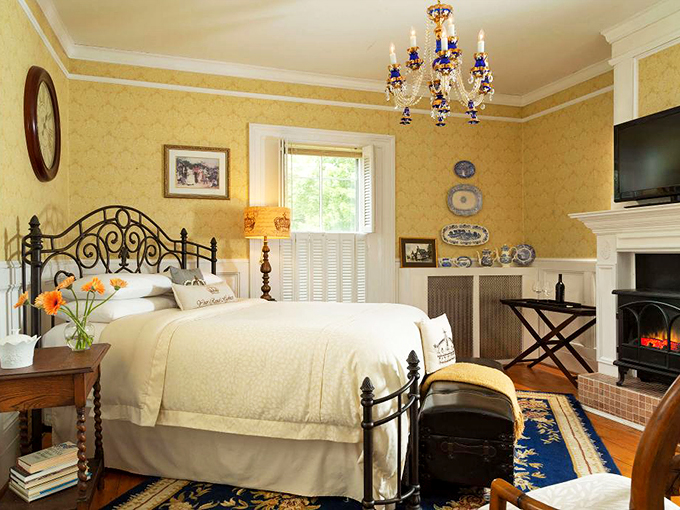 Cozy elegance, served with a side of history. This room whispers tales of sea captains while cradling you in modern comfort.