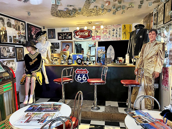 Pull up a stool at this retro counter, where Elvis might've ordered a milkshake. It's like sitting in a 1950s time machine, surrounded by enough Americana to make Uncle Sam blush.
