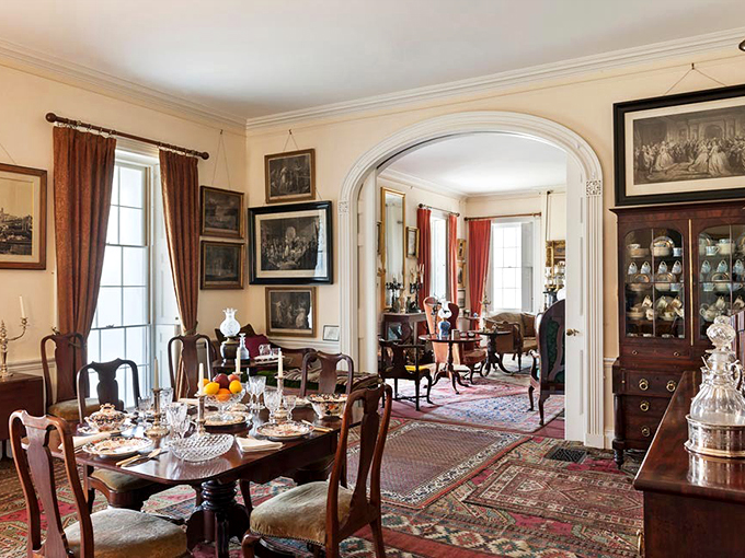 Dinner is served&hellip; two centuries ago! This dining room looks ready to host the Founding Fathers for a lively debate over dessert.