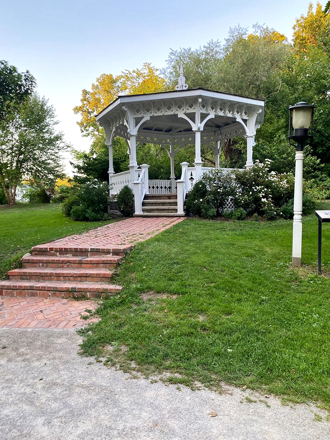 The gazebo that time forgot! This Victorian beauty is ready for its close-up &ndash; or your impromptu rendition of "76 Trombones." Don't forget your straw boater hat!