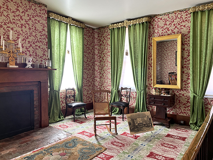 Floral wallpaper that could make your grandma swoon - Lincoln's sitting room is a Victorian Pinterest board come to life.