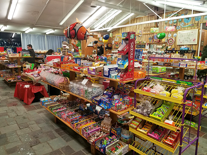 Willy Wonka, eat your heart out! This candy cornucopia would make even the Oompa Loompas break into song and dance.