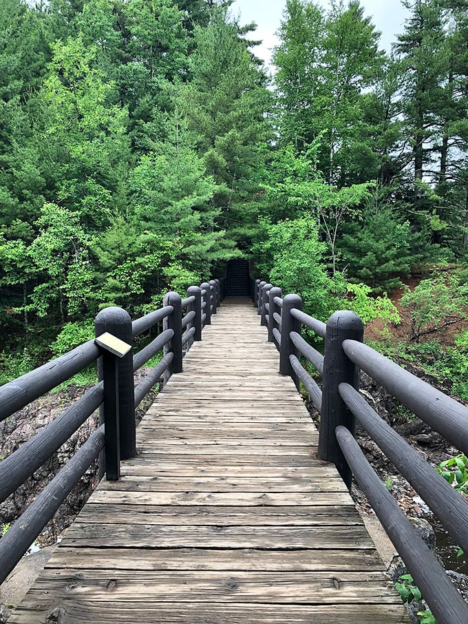 Accessibility meets serenity. This trail proves you don't need to be a mountain goat to enjoy breathtaking views.